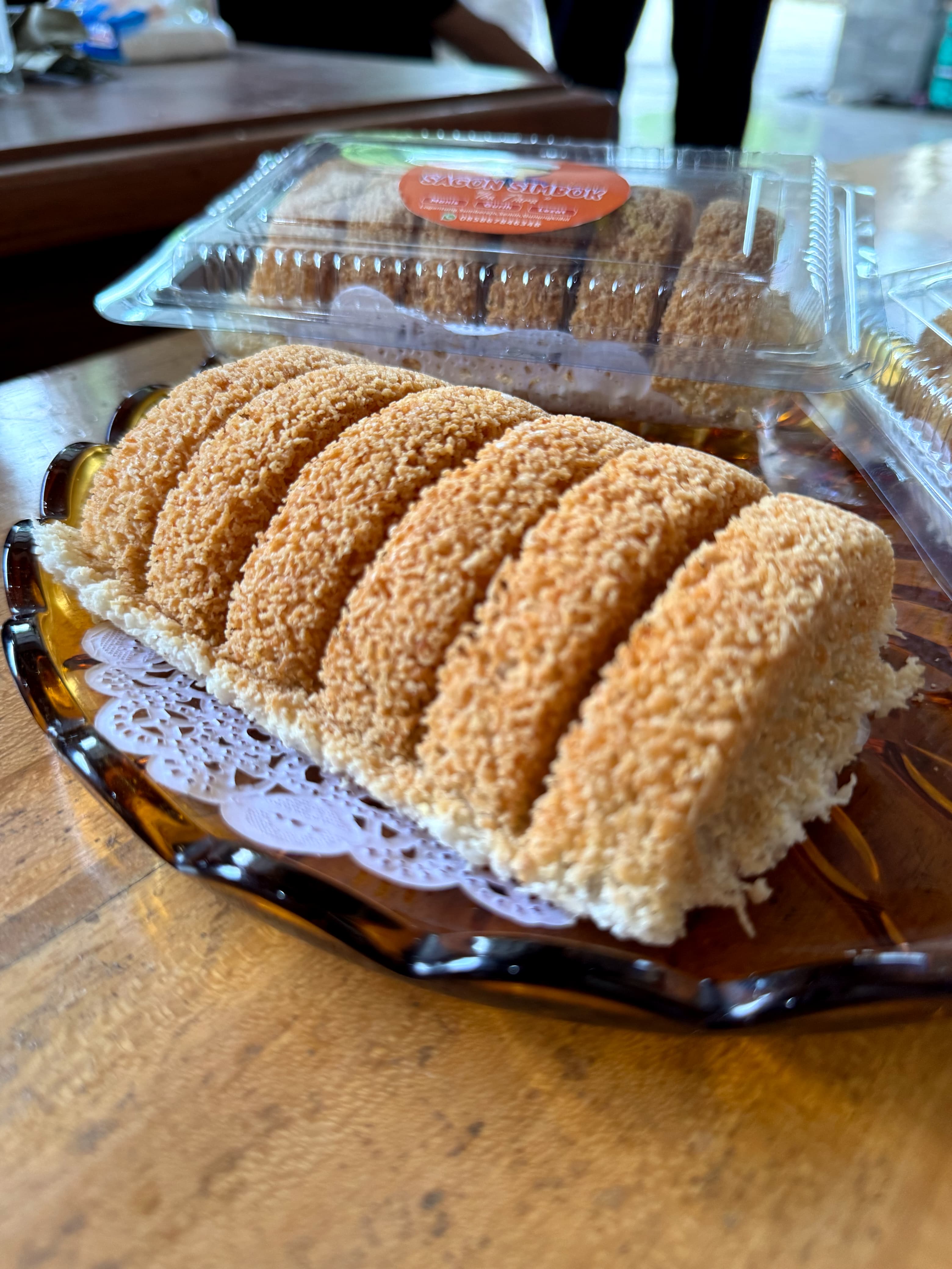 Sagon, Jamuan Kue Tradisional yang Sarat Makna | Nusantara Food ...